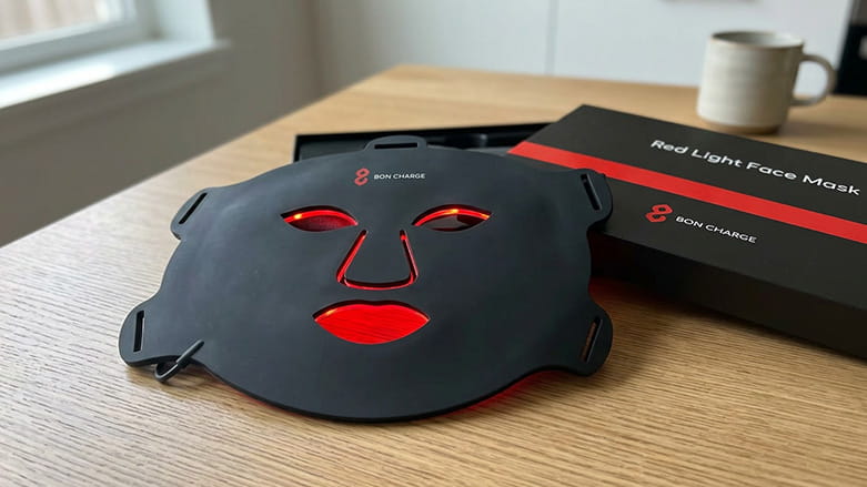 BON CHARGE Red Light Face Mask review: Is it worth it?